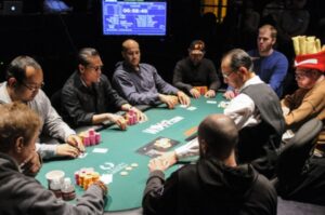 Blackjack vs Poker: The Differences and Which Card Game is Right for You? - HunnyPlay Blog